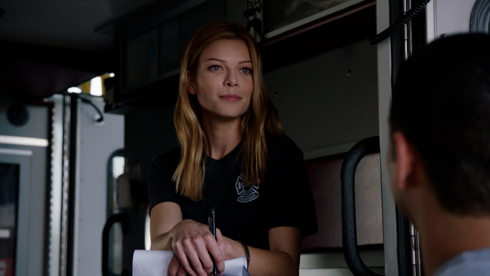 Watch Chicago Fire Season 1 Episode 1 : Pilot - Watch Full Episode ...