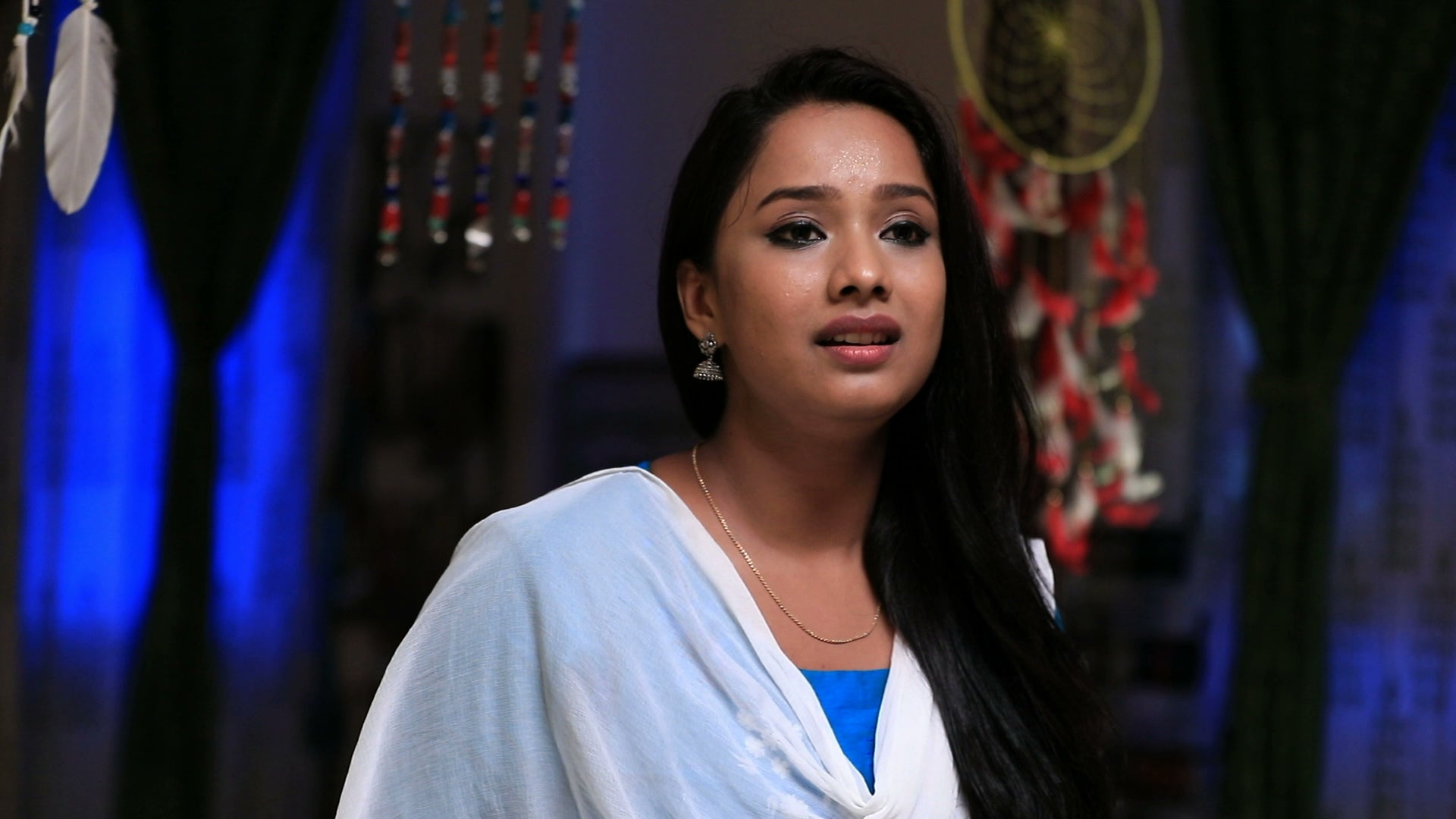 Watch Ganda Hendthi Season 1 Episode 15 : Swathi Is Pregnant - Watch ...