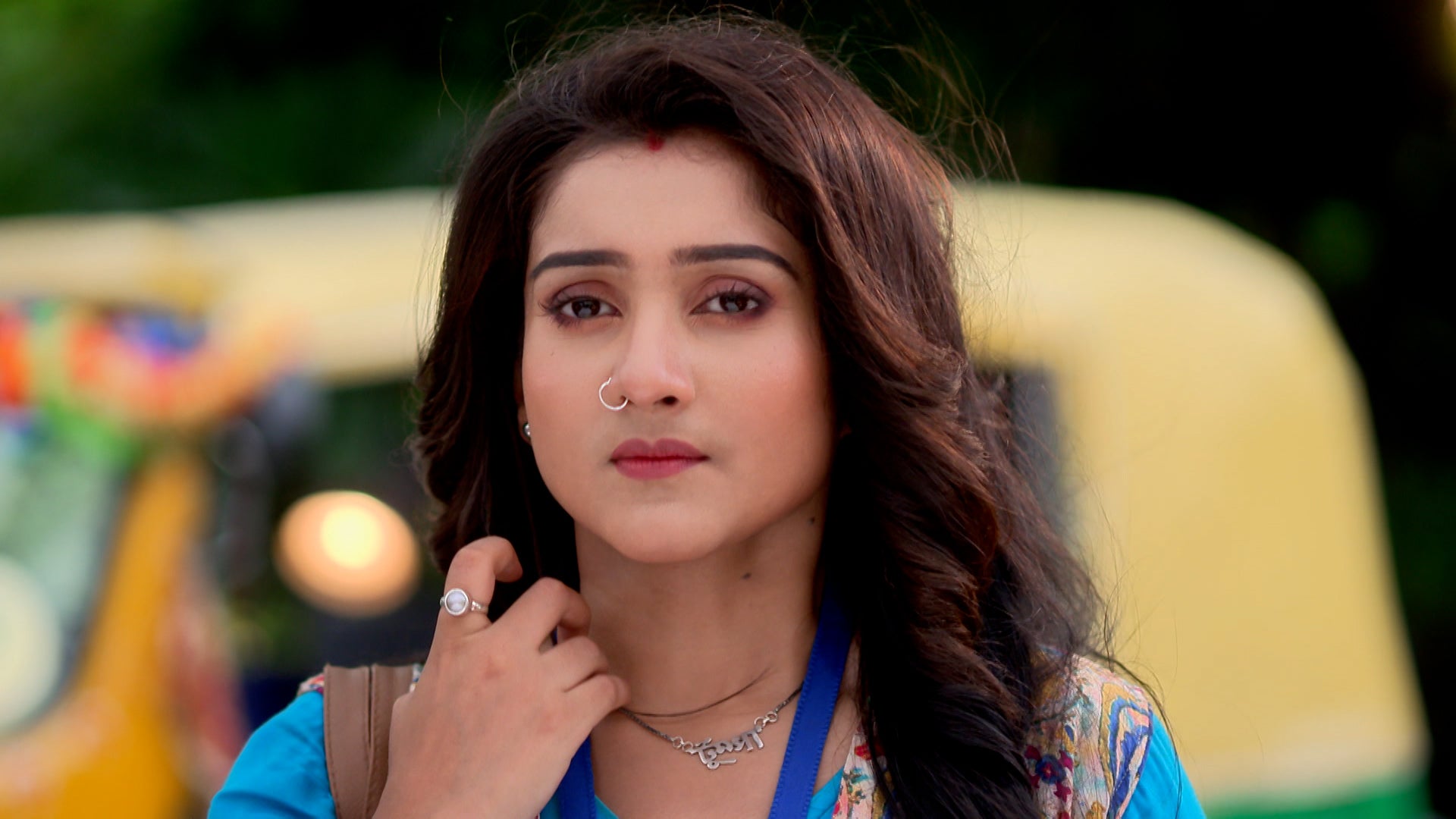 Watch Tumpa Autowali Season 1 Episode 402 : Tumpa Goes Back To College ...