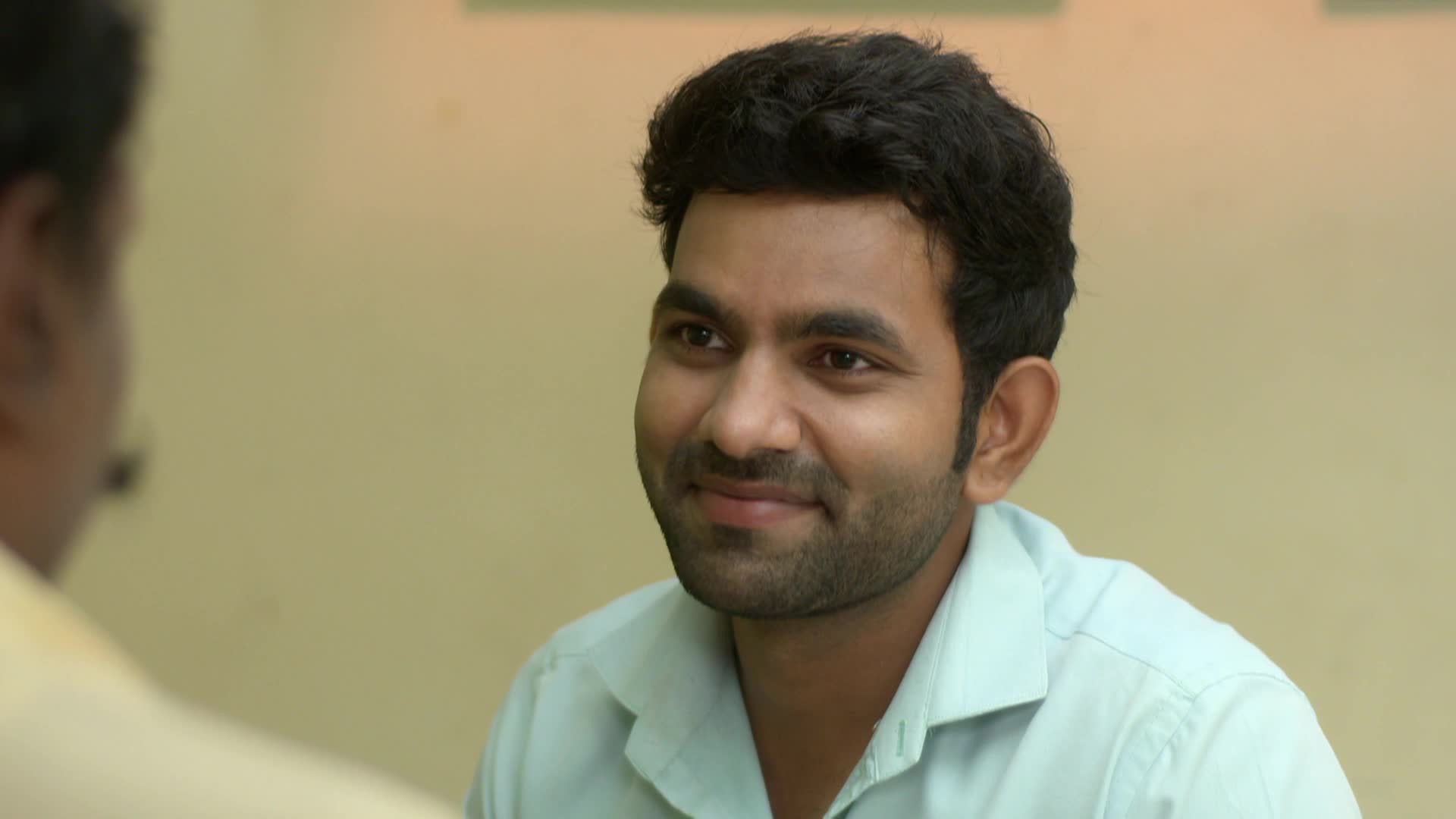 Watch Sundara Manamadhe Bharli Season 1 Episode 932 : Devrat Convinces Uttamrao! - Watch Full ...