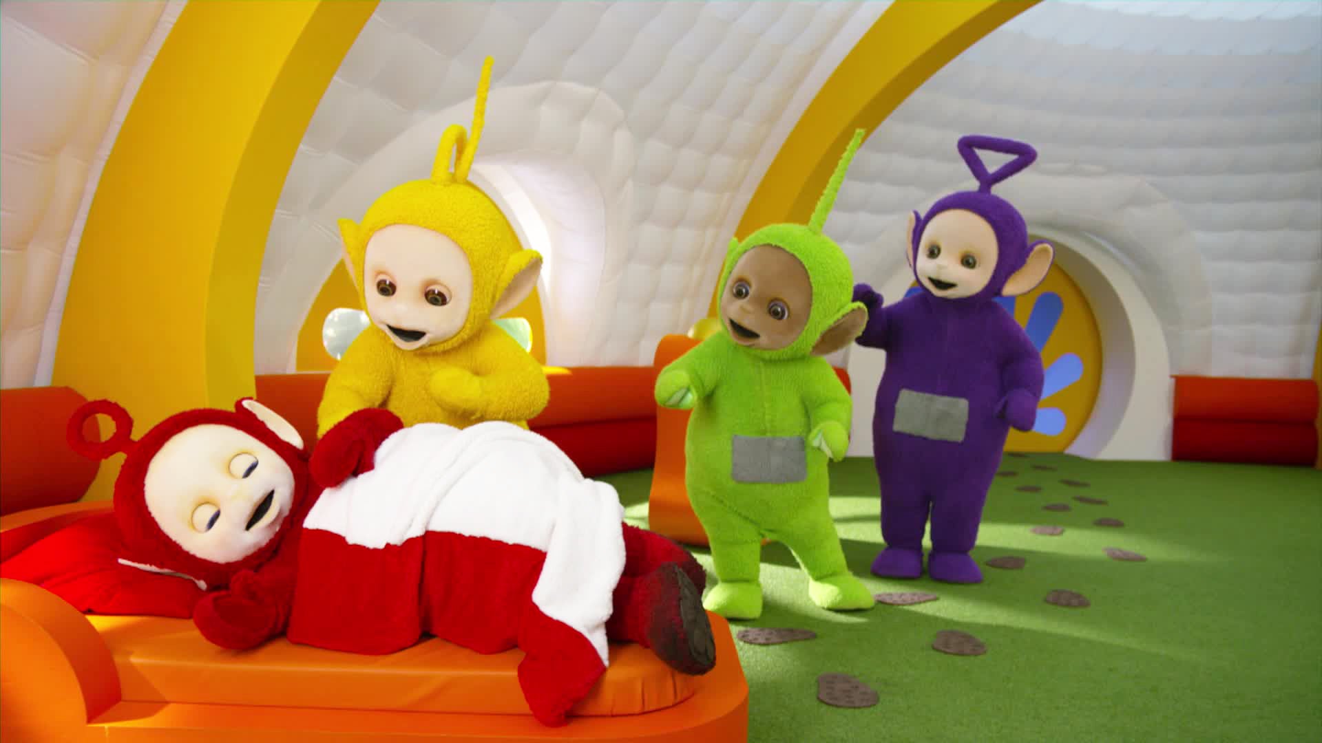 Watch New Teletubbies Season 2 Episode 31 : Footprints - Watch Full ...