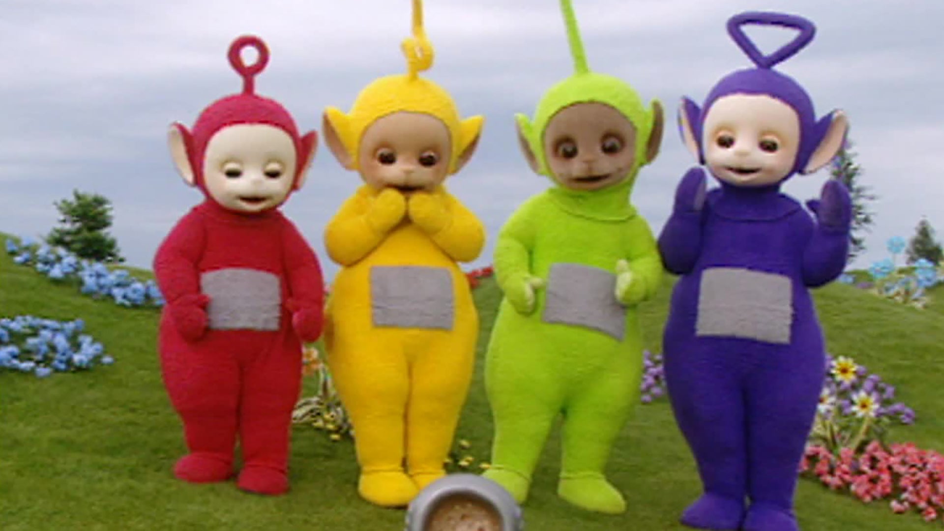 Watch Classic Teletubbies Season 4 Episode 17 : Stop And Go With ...