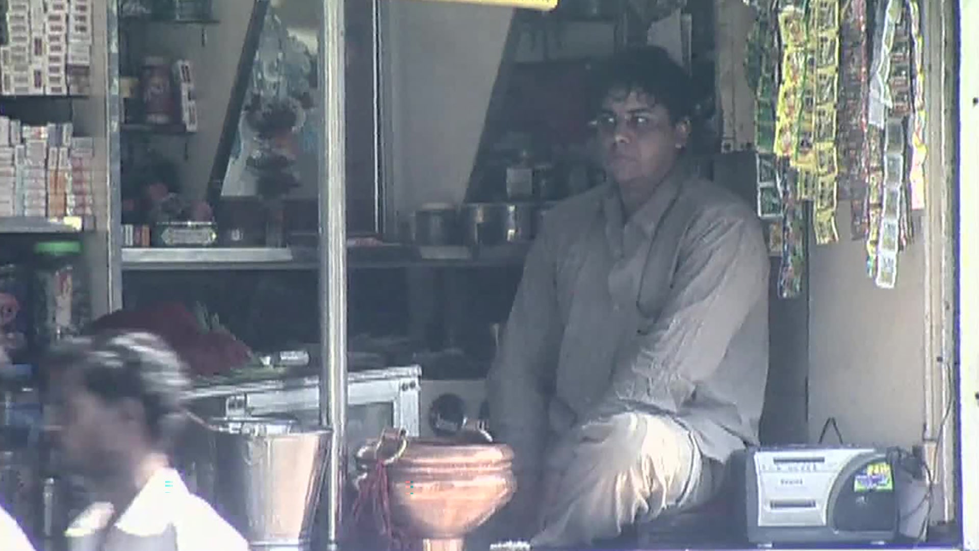 Watch Bakra Season 1 Episode 152 : Cyrus, The Paanwallah! - Watch Full ...