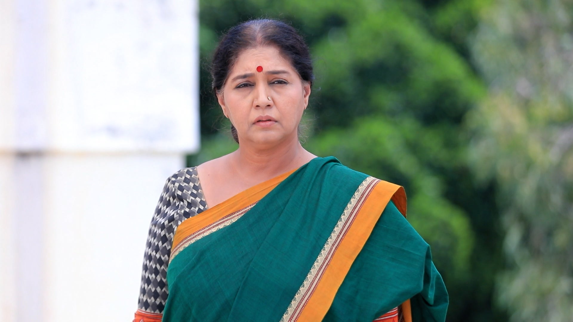 Watch Lakshana Season 1 Episode 548 : Shattered Shakuntala! - Watch ... Watch Lakshana Season 1 Episode 548 : Shattered Shakuntala! - Watch ...