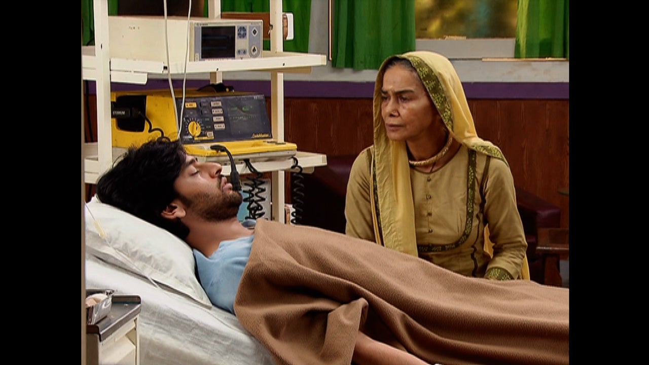 Watch Balika Vadhu Season 1 Episode 1085 : Anandi Meets Shiv's Family ...