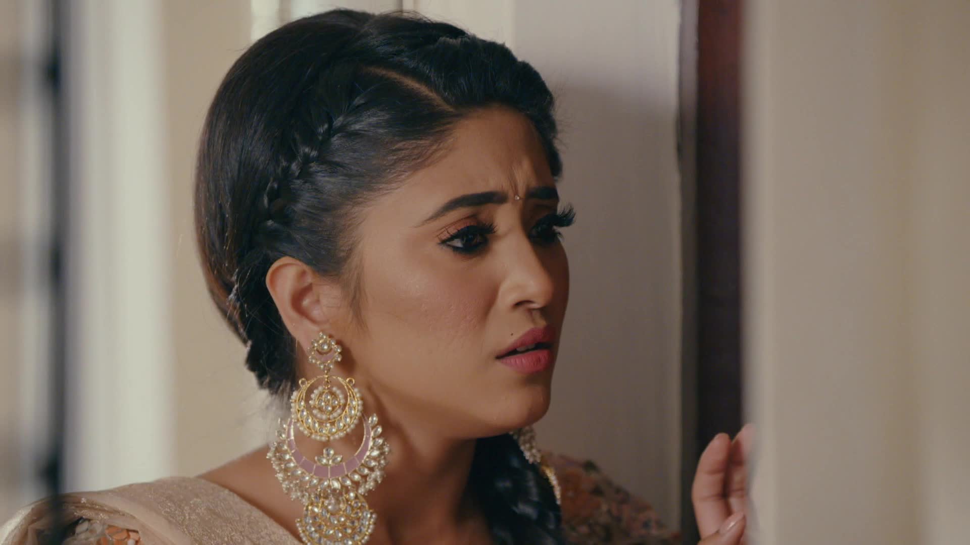 Watch Balika Vadhu Season 2 Episode 84 : Anandi Follows Maadi Baa ...