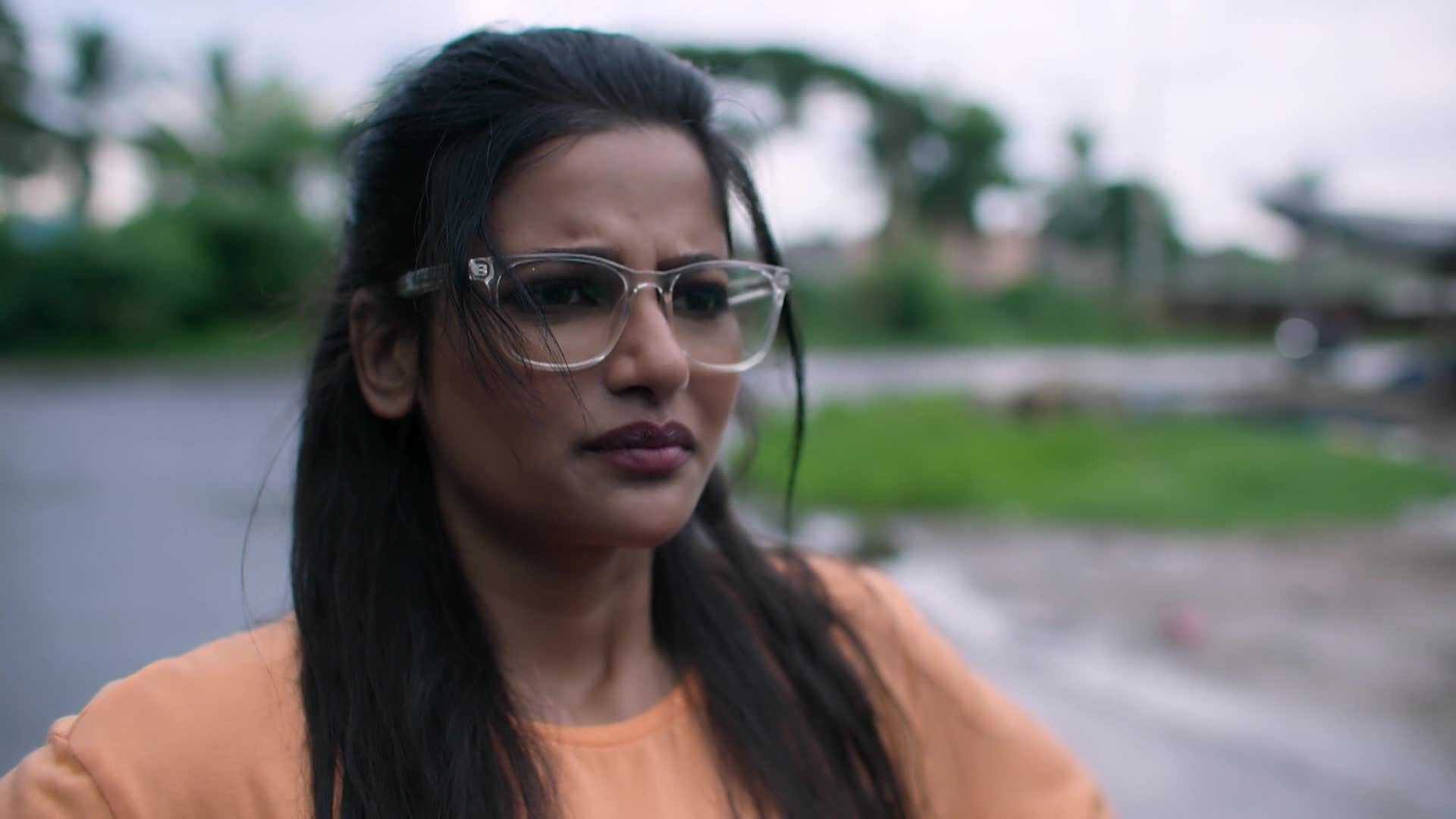 Watch Kumudini Bhavan S1 Season 1 Episode 5 : Anushree Is Resolute - Watch Full Episode Online ...