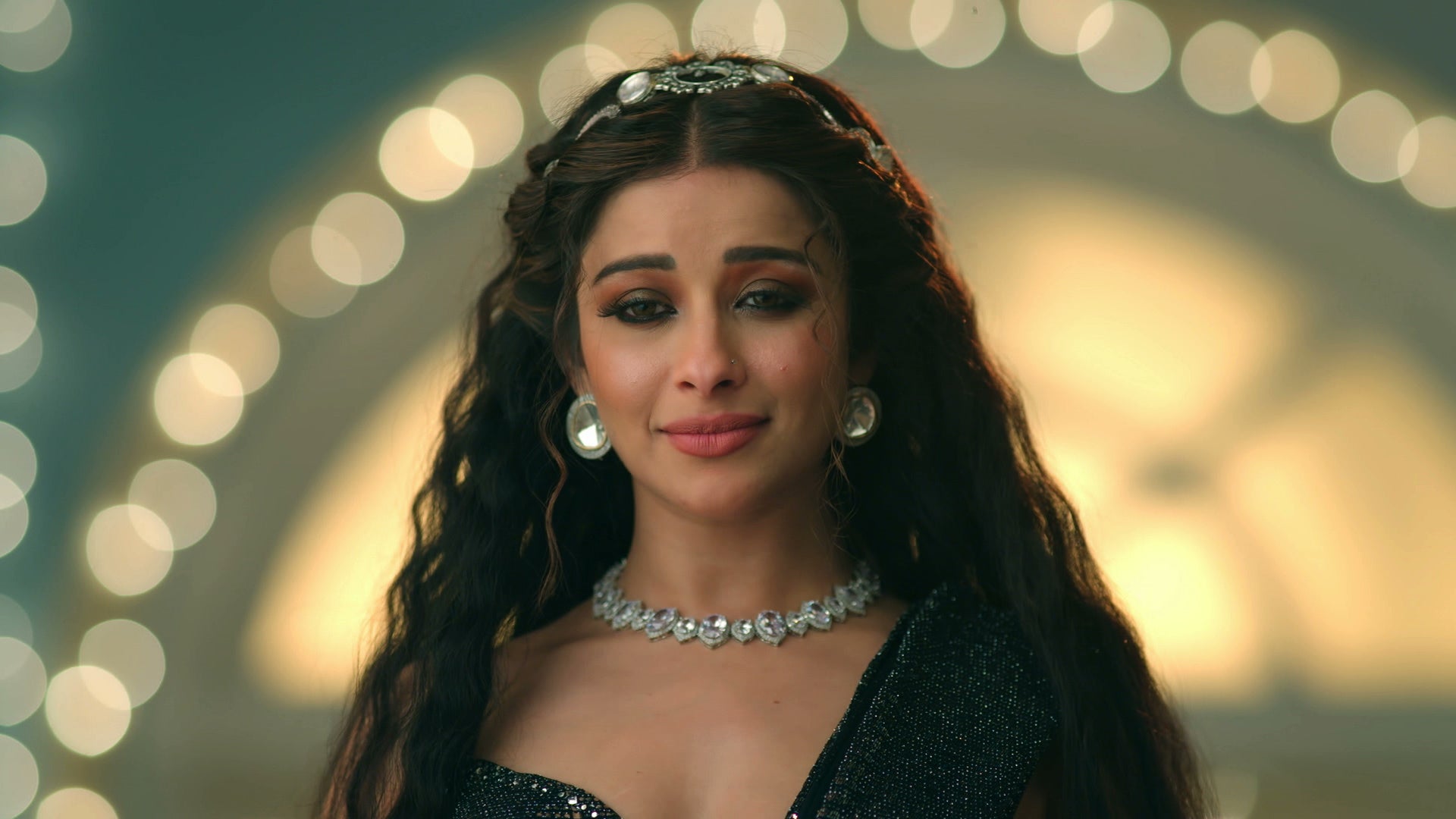 Watch Pishachini Season 1 Episode 56 : Rani Hypnotises Nisha - Watch ...