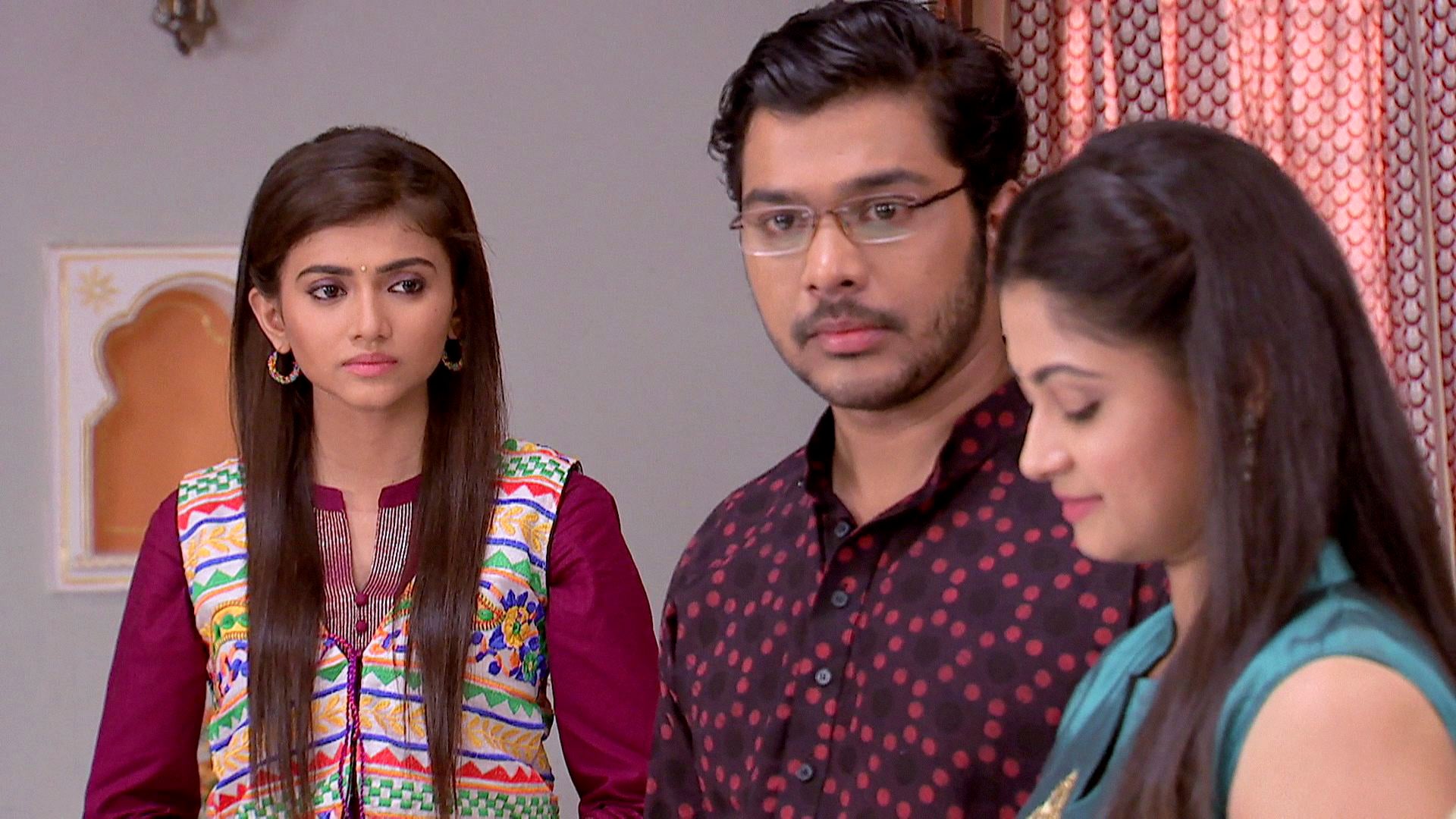 Watch Sakhya Re Season 1 Episode 101 : Maasaheb's Announcement Shocks ...