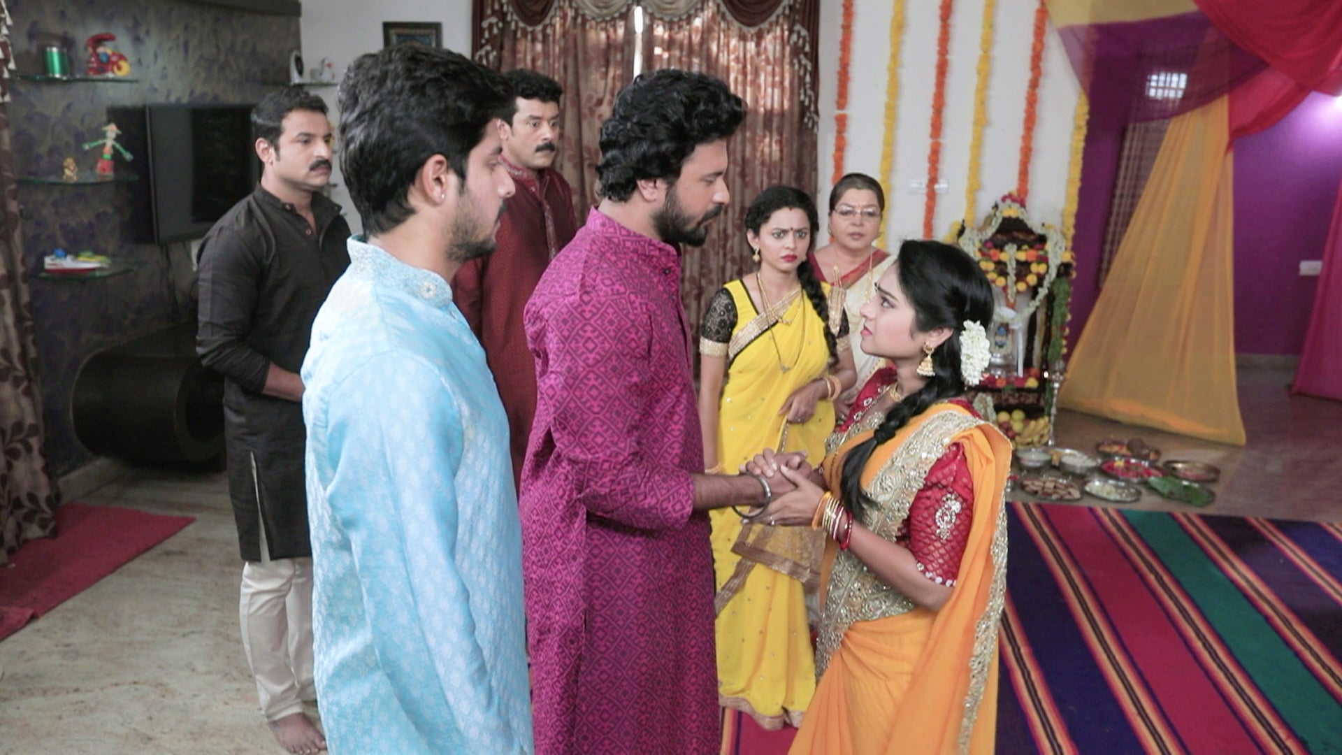 Watch Kulavadhu Season 1 Episode 953 : Dhanya Reveals The Truth ...