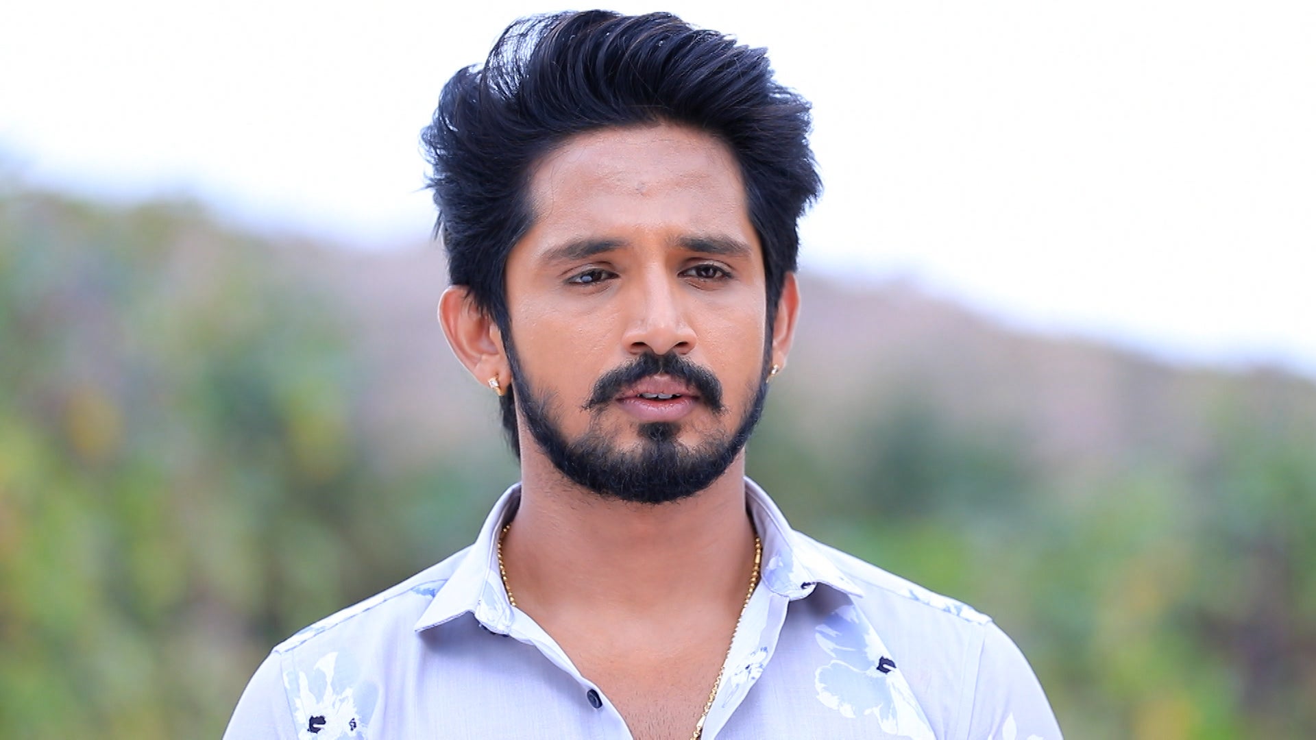 Watch Geetha Season 1 Episode 1061 : Vijay Is Chased And Geetha In ...