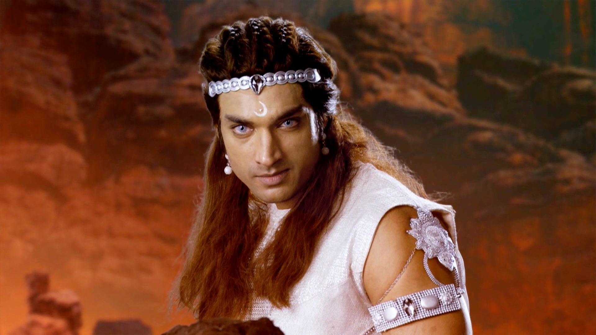 Watch Shani Bengali Season 1 Episode 63 : Raahu In Disguise! - Watch ...