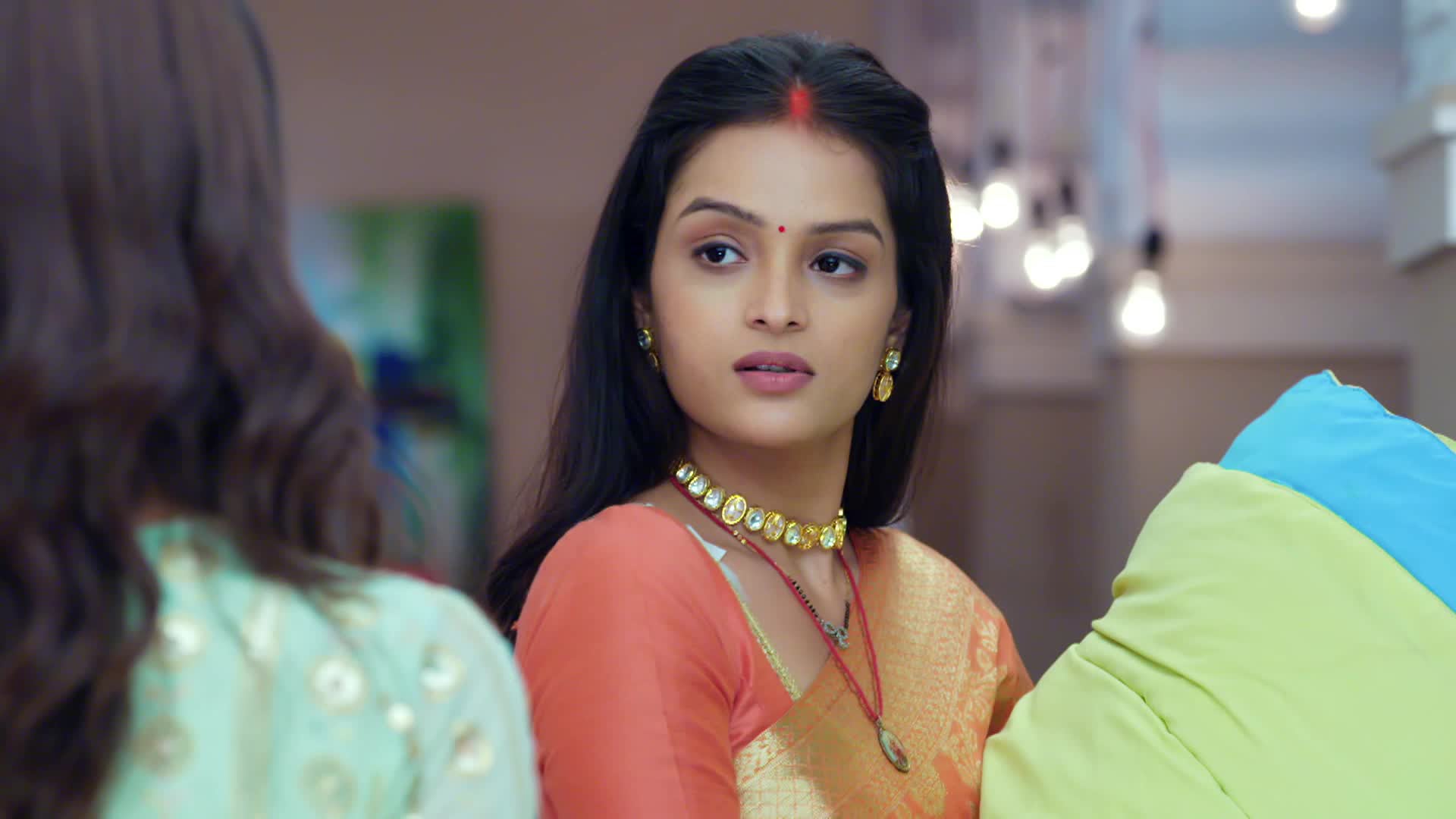 Watch Suhaagan Season 1 Episode 261 : A Huge Responsibility For Bindiya ...