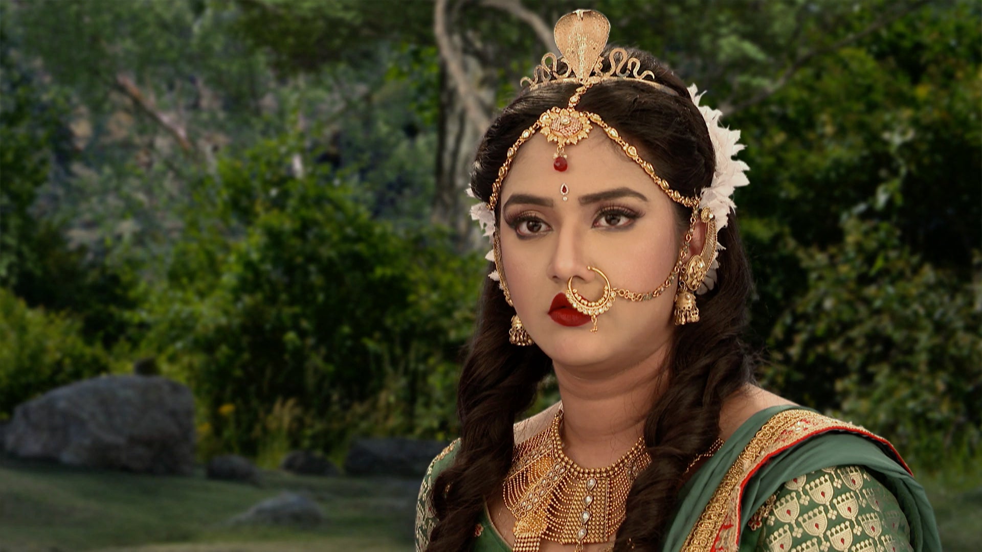 Watch Manasa Season 1 Episode 300 : Manasa Finds Out Apashmaar's Plan ...