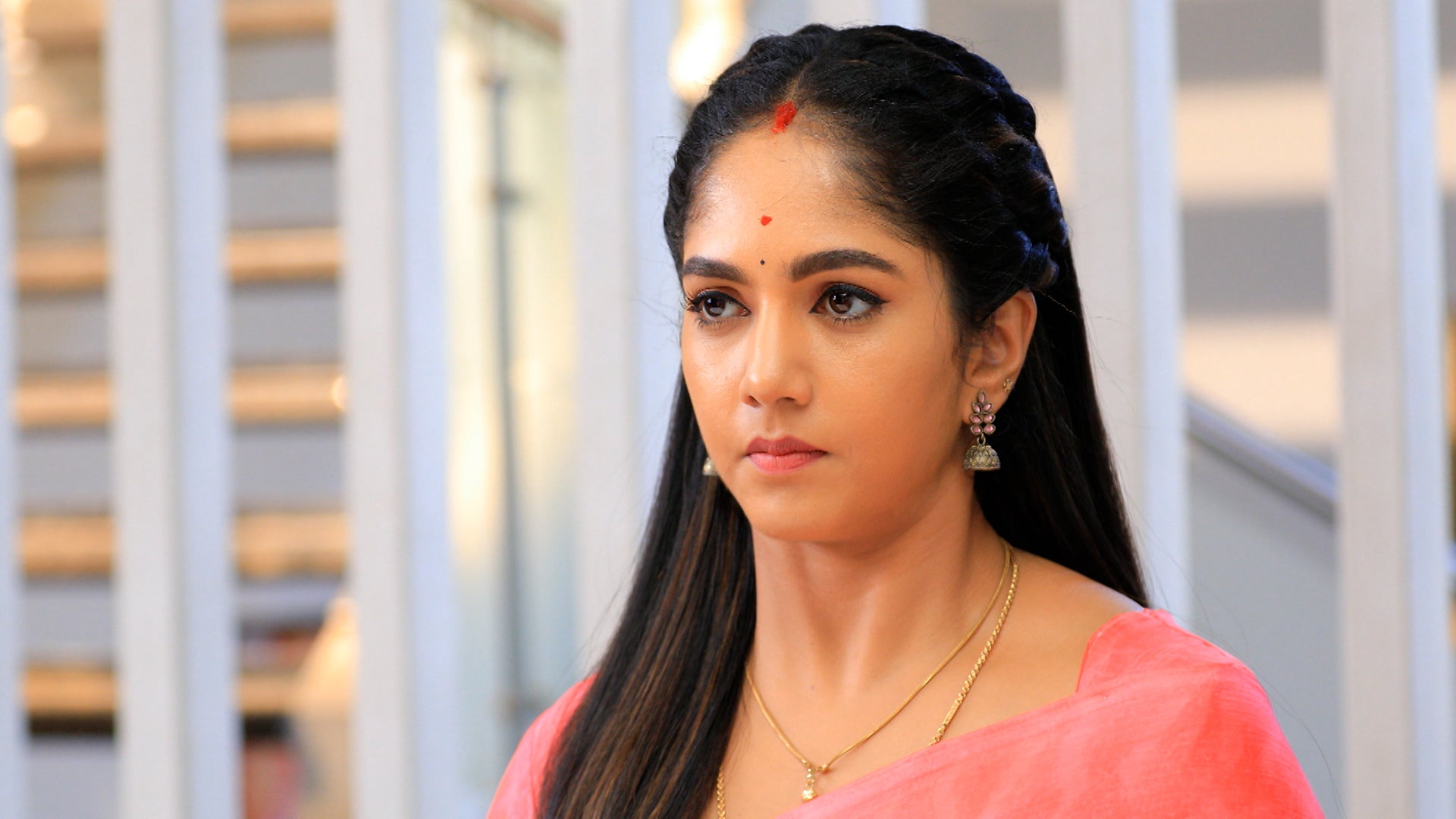 Watch Geetha Season 1 Episode 1087 : Geetha Apologises To Bhanumathi ...