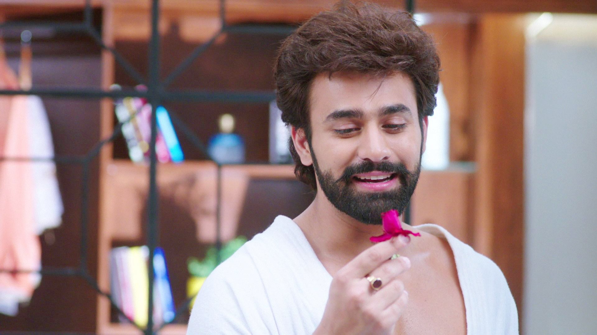 Watch Bepanah Pyaar Season 1 Episode 89 : Raghbir Reminisces Over Bani ...