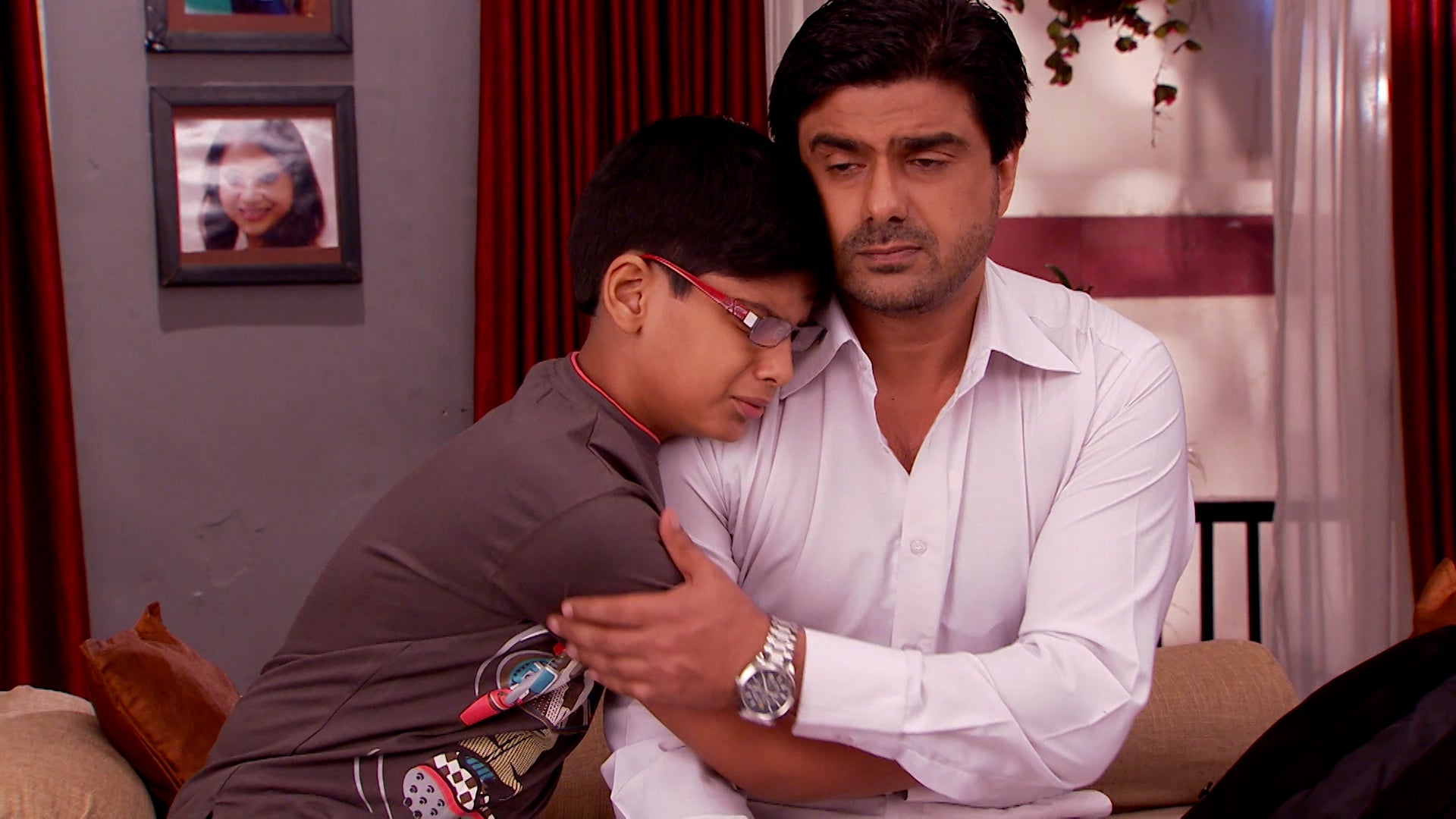 Watch Parichay Season 1 Episode 338 : Kunal Faces A Fear Of Losing ...