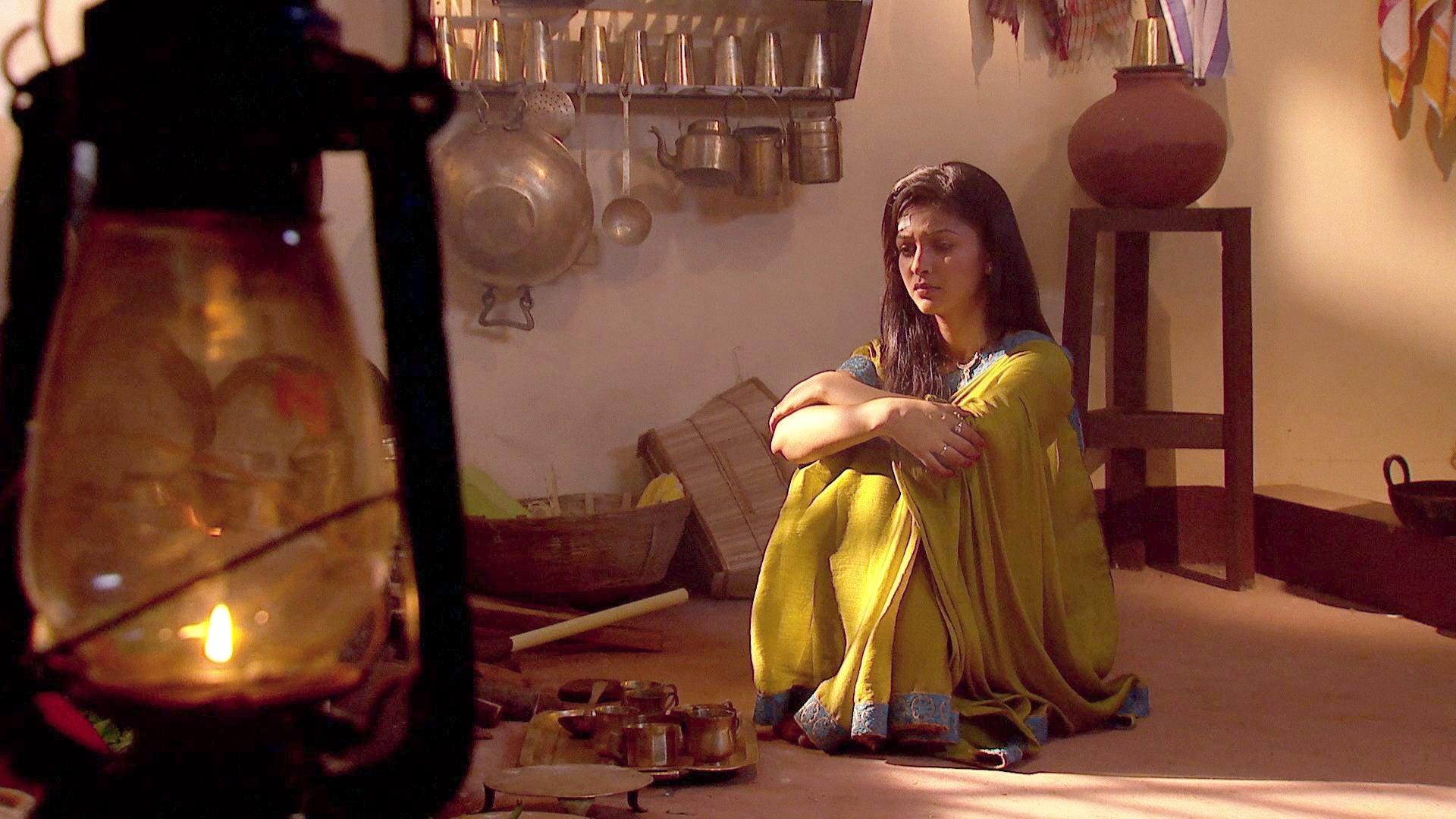 Watch Parichay Season 1 Episode 178 : Siddhi And Kunal Miss Each Other ...