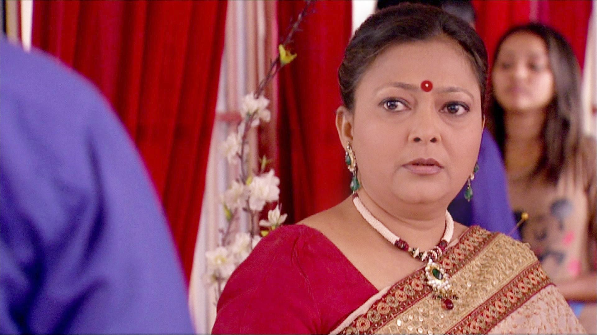 Watch Parichay Season 1 Episode 143 : Kunal Finds Chaitanya's Mother At ...