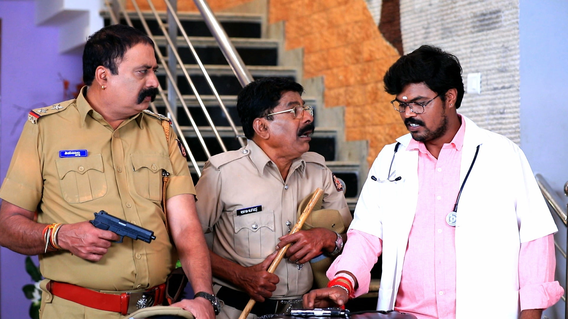 Watch Silli Lalli Season 2 Episode 241 : Prisoner Brother - Watch Full ...