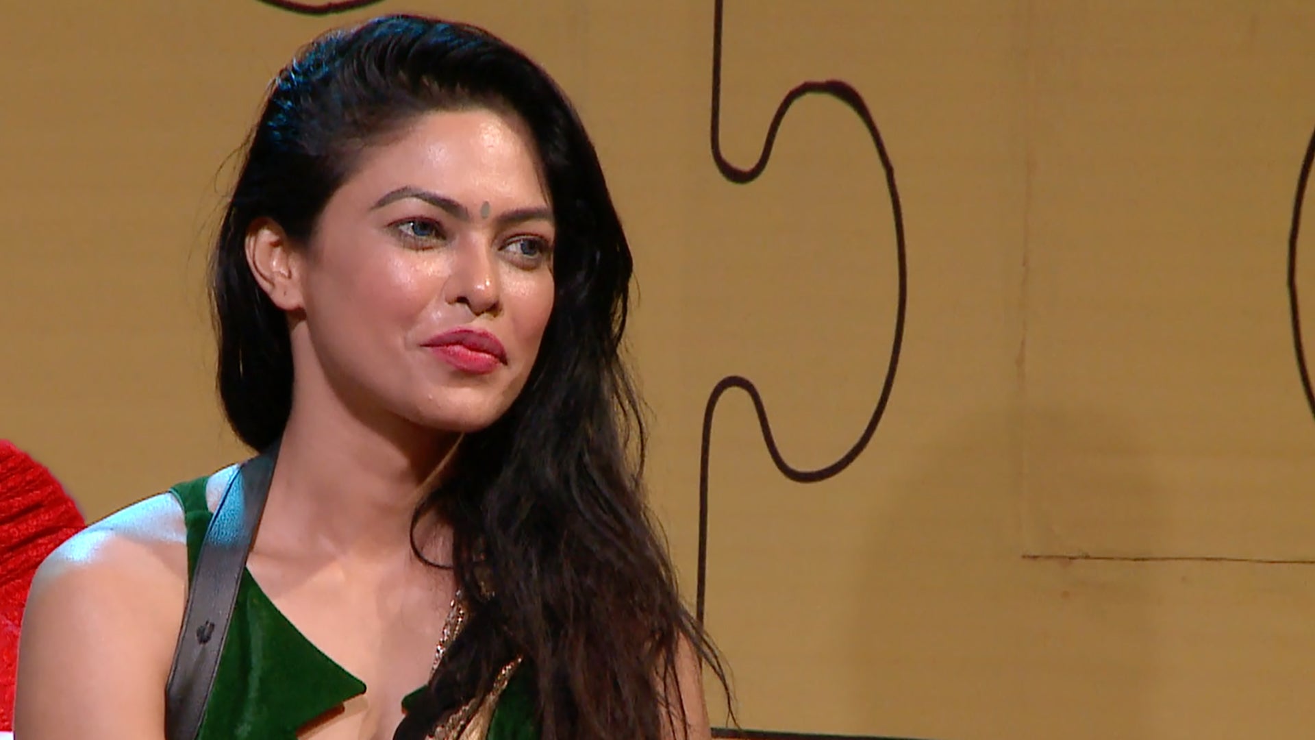 Watch Ace Of Space Season 2 Episode 11 : Rashmi Faces The Heat! - Watch ...