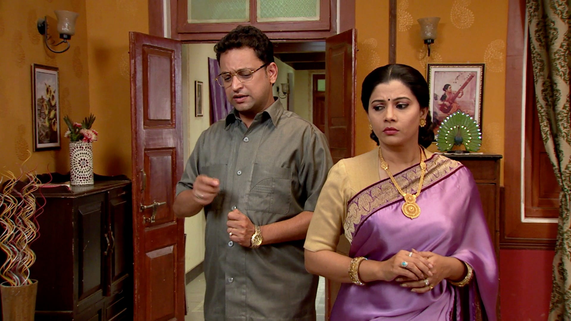 Watch Saraswati Season 1 Episode 431 : Bhiku Mama Has Doubt On Ranjith ...