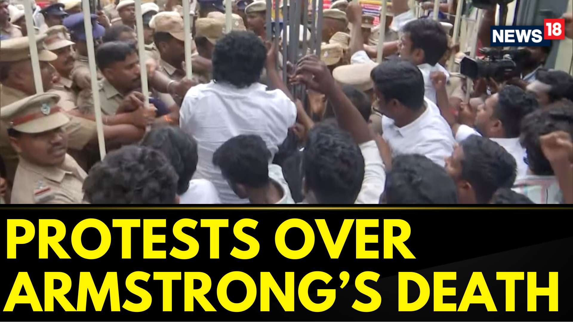 Watch BSP Workers And Supporters Protest Outside Rajiv Gandhi ...