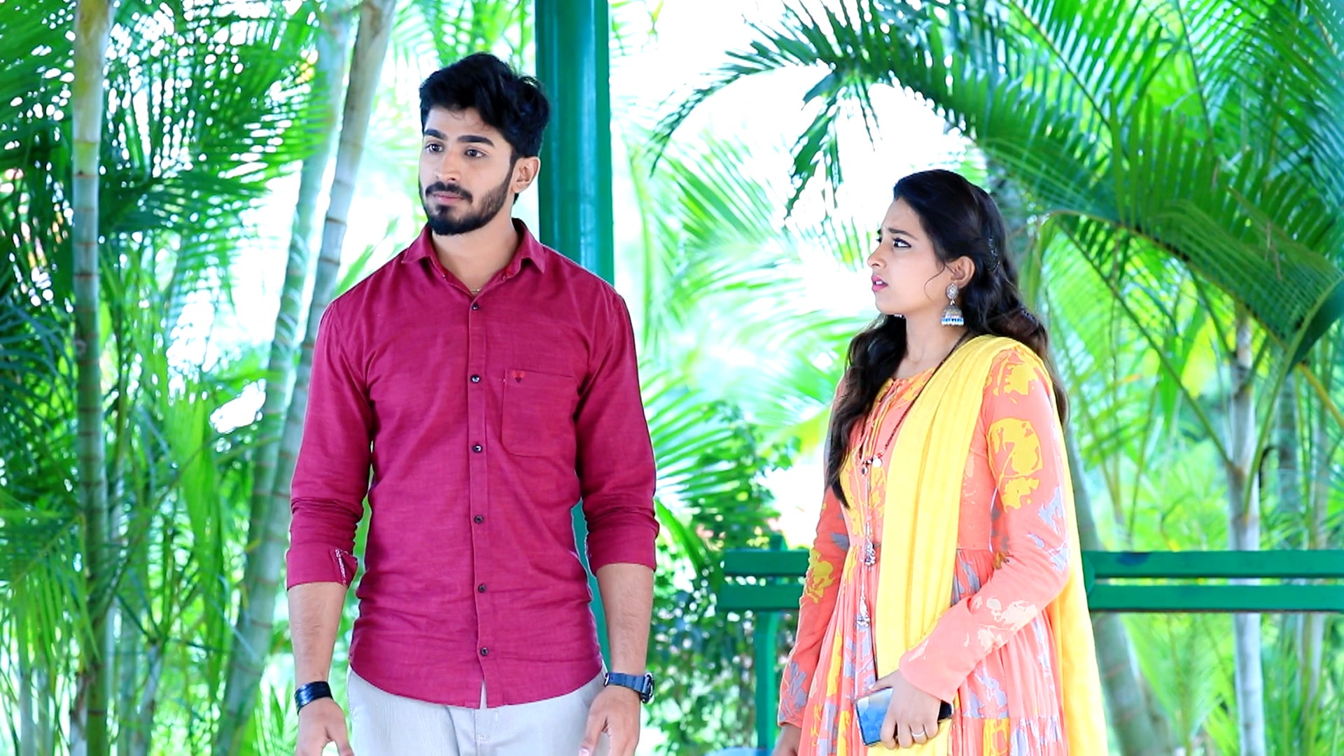 Watch Mangalyam Tantunanena Season 1 Episode 339 : Tejaswi Runs Into Chukki - Watch Full Episode ...