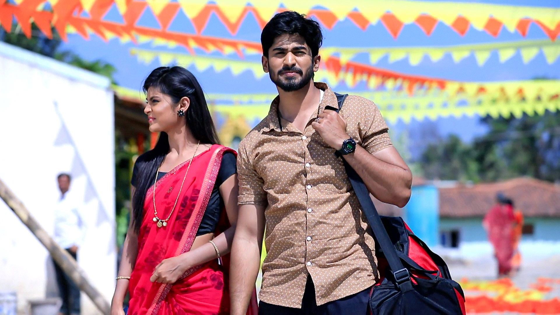 Watch Mangalyam Tantunanena Season 1 Episode 467 : Tejaswi-Shravani Reach The Village! - Watch ...