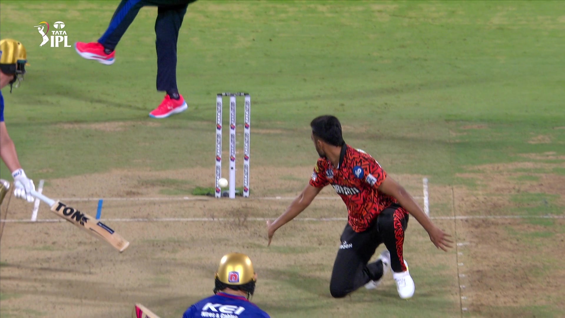 Watch Run-Out! Video Online(HD) On JioCinema