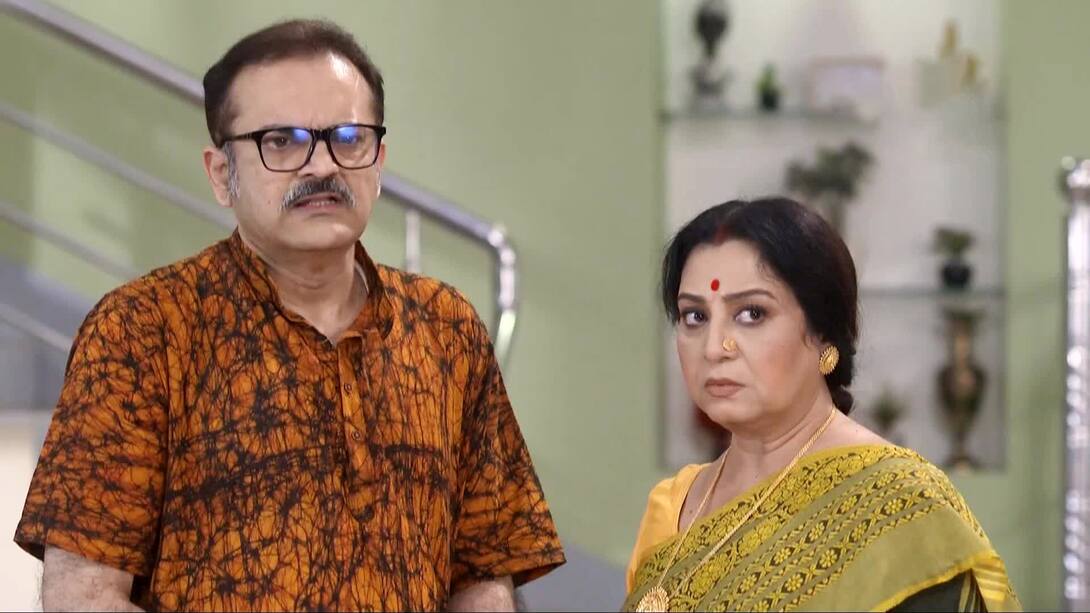 Watch Uttam Gets Infuriated Video Online(HD) On JioCinema