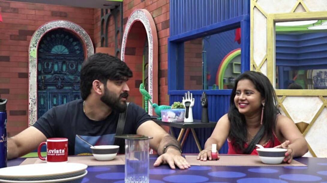 Watch Roopesh Fishes For Compliments Video Online(HD) On JioCinema