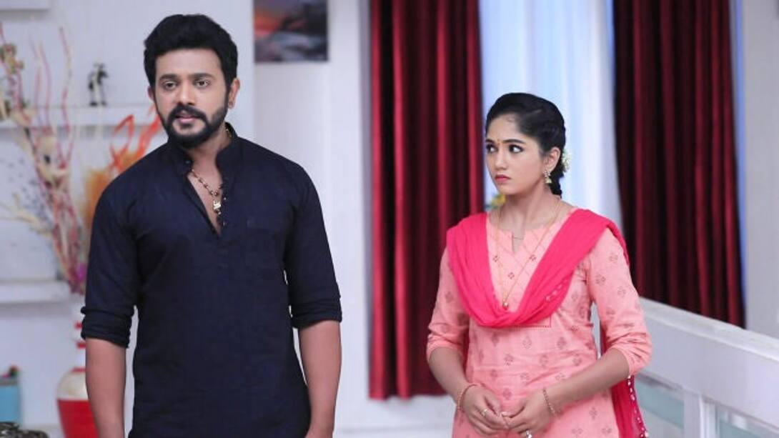 Watch Geetha Season 1 Episode 210 : Geetha Confronts Shivaram! - Watch ...