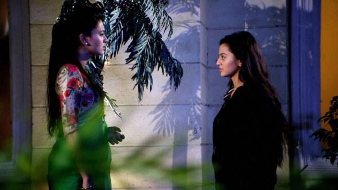 Watch Swaragini Season 1 Episode 385 : Swara Confronts Ragini - Watch ...