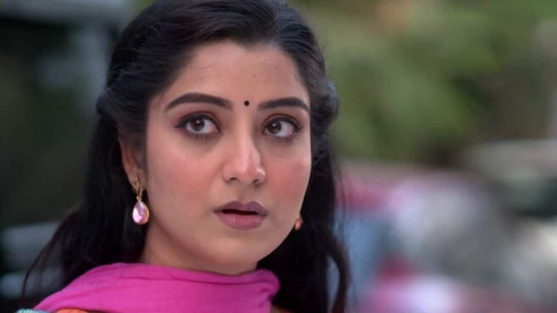 Watch Titli Grows Anxious Video Online(HD) On JioCinema