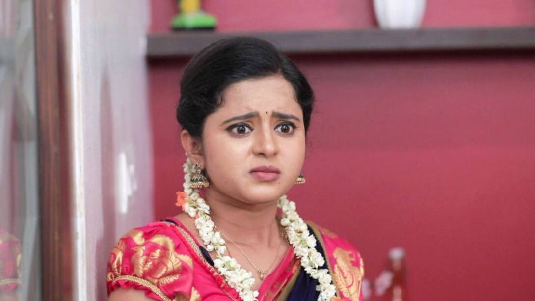 Watch Mangala Gowri Maduve Season 1 Episode 2242 : A Shocker Awaits Mangala - Watch Full Episode ...