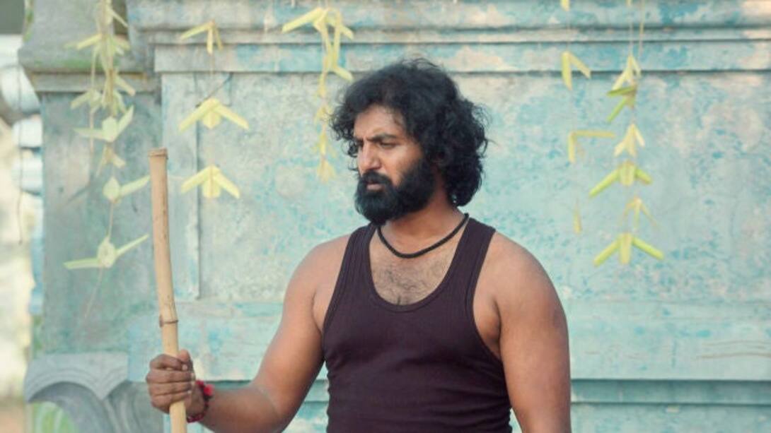 Watch Velunachi Season 1 Episode 38 : Vallarasu Prepares To Compete ...