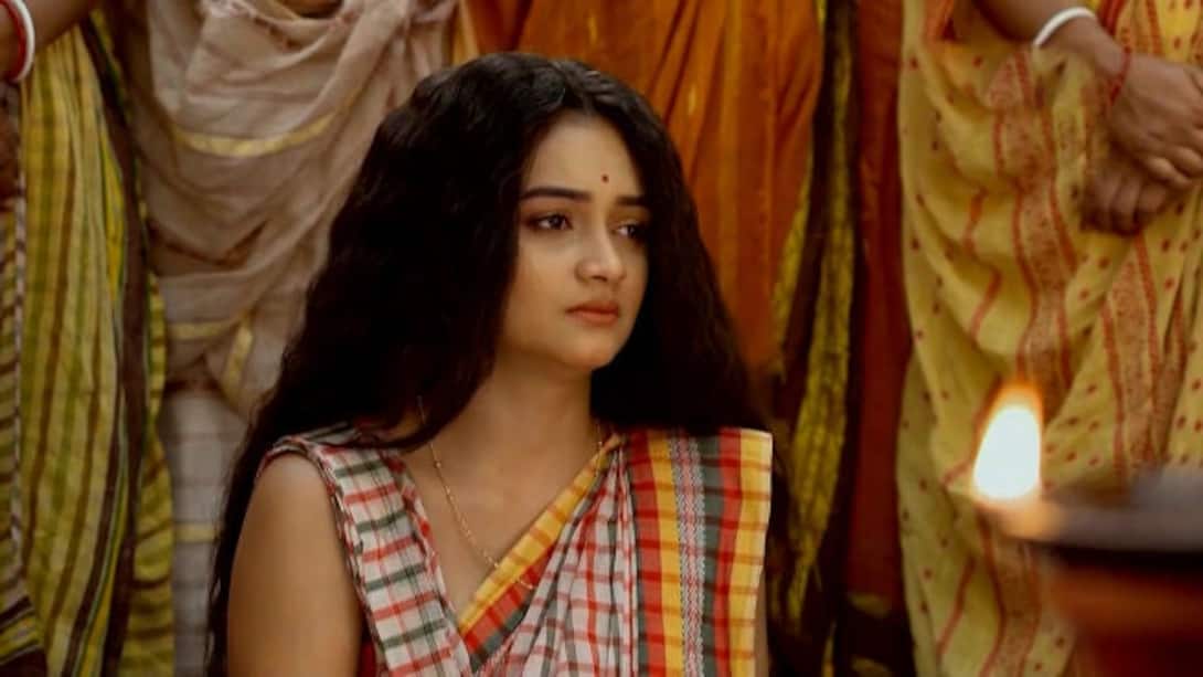 Watch Bishnupriya Receives Blessings! Video Online(HD) On JioCinema