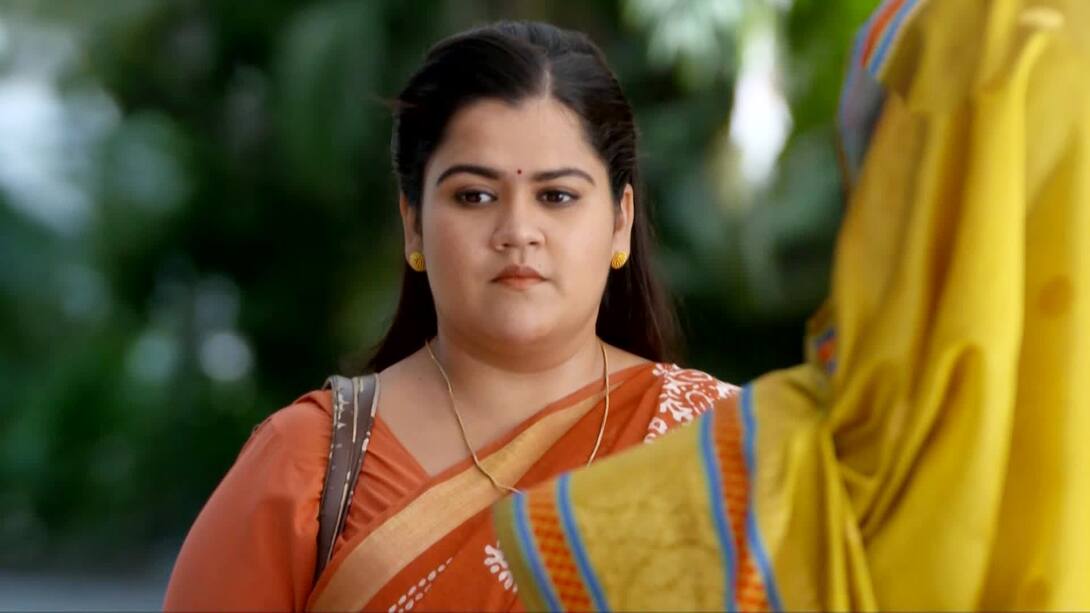 Watch Latika Is Cautioned Video Onlinehd On Jiocinema