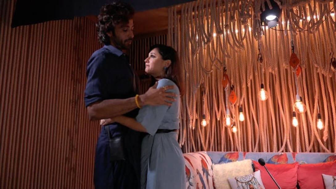 Watch Arhaan Bids His Final Goodbye! Video Online(HD) On JioCinema