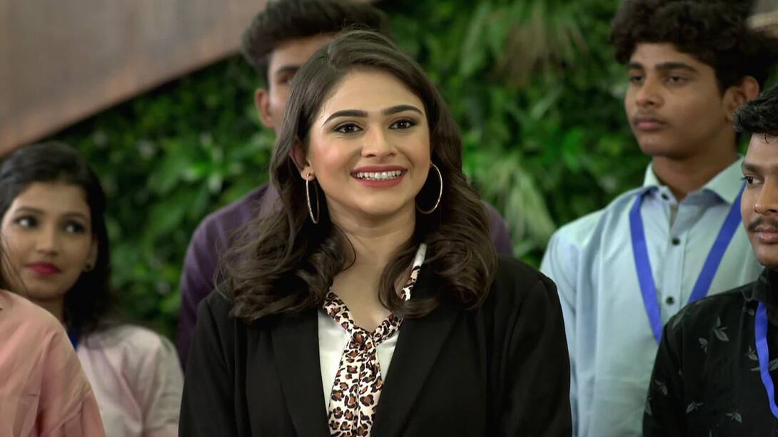 Watch Rama Raghav Season 1 Episode 14 : Rama Embarrasses Raghav - Watch ...