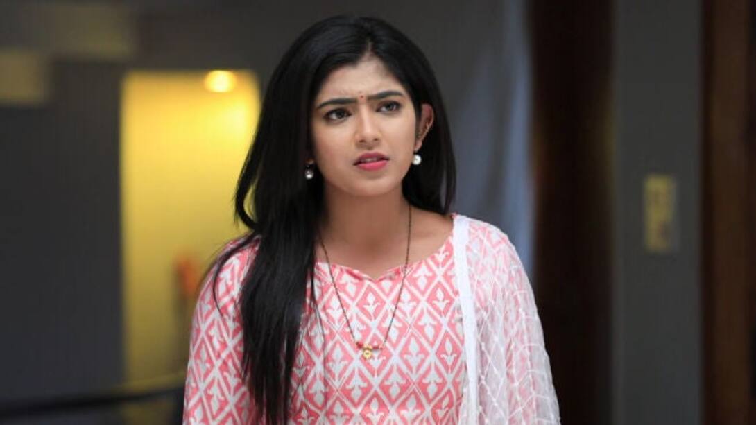 Watch Nammane Yuvarani Season 1 Episode 965 : Ganga Confronts Chandrakanth - Watch Full Episode ...