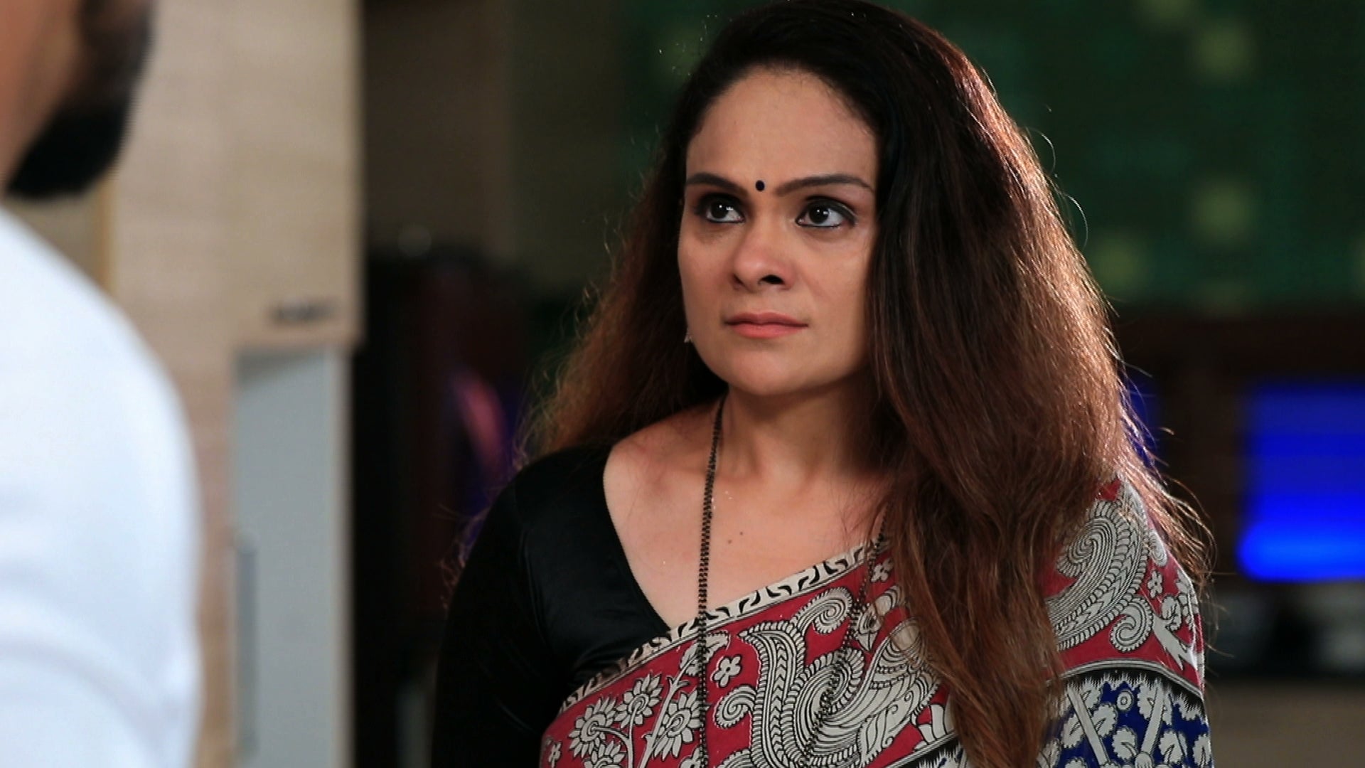 Watch Olavina Nildana Season 1 Episode 273 : Nirupama Angry At Tarinin And Siddanth - Watch Full ...