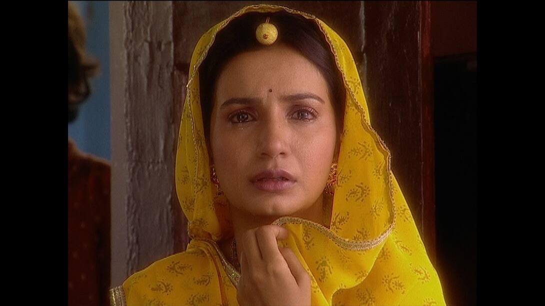 Watch Balika Vadhu Season 1 Episode 20 : Anandi's Mother Forces Bhairon ...