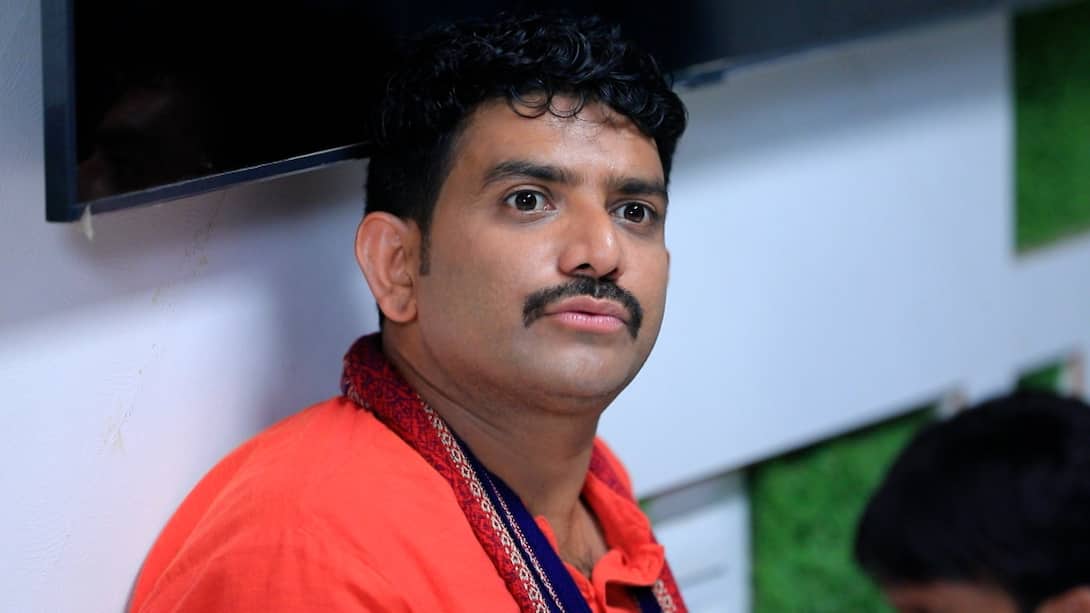 Watch Geetha Season 1 Episode 985 : Sitara's Plan Backfired On Him ...