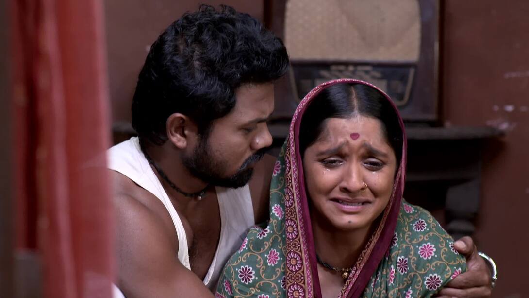 Watch Sindhutai Maazi Maai Season 1 Episode 83 : Sindhu Learns Of Abhiman's Demise - Watch Full ...