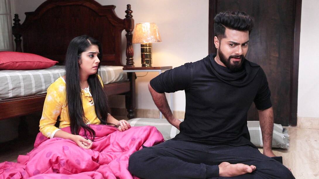 Watch Nammane Yuvarani Season 1 Episode 269 : Aniket Fakes An Injury ...