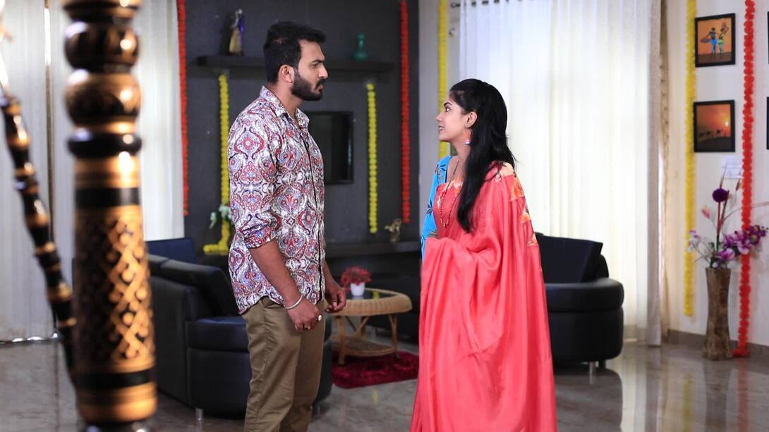 Watch Nammane Yuvarani Season 1 Episode 382 : Ahalya's Response Baffles Saketh! - Watch Full ...
