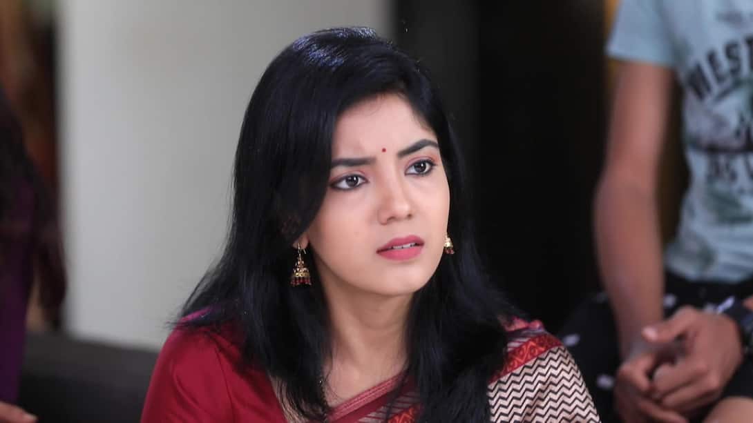 Watch Nammane Yuvarani Season 1 Episode 493 : Bad News For Ahalya ...