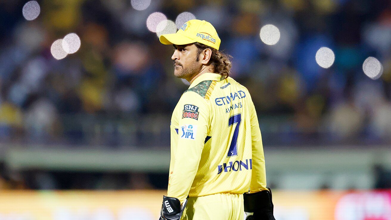 Watch DC Vs CSK - Dhoni's 300th Dismissal In T20s Video Online(HD) On JioCinema